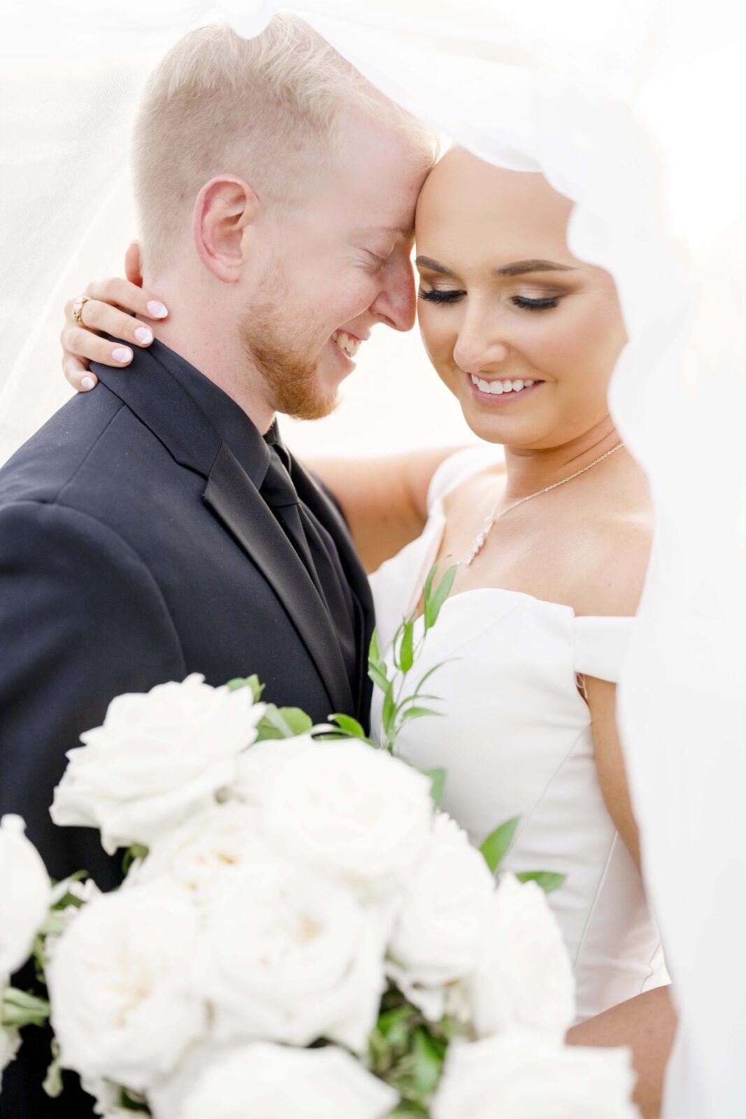 A Fall Wedding at the Balmoral House - mariamckenziephotography.com